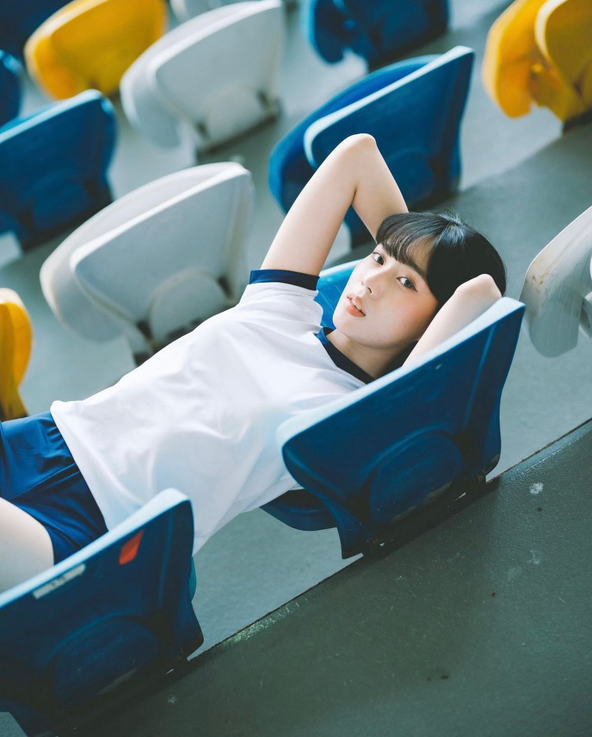 杜汶澤為女團EOS出寫真集 分真人版及AI版 | LIHKG 討論區