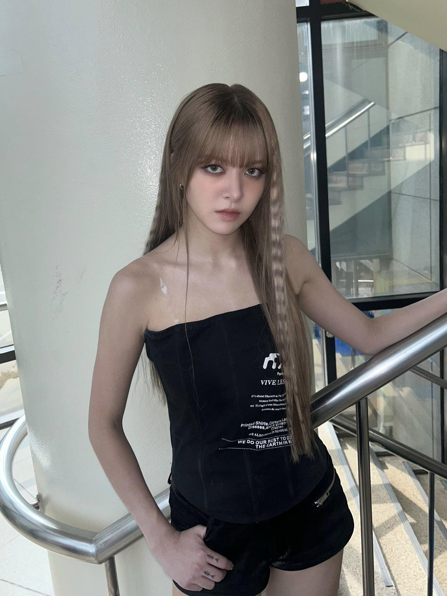 KPOP最強主唱Lily生日快樂！ | LIHKG 討論區