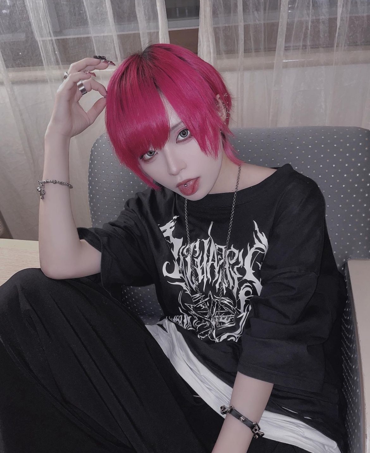 香港粉毛mk妹 | LIHKG 討論區