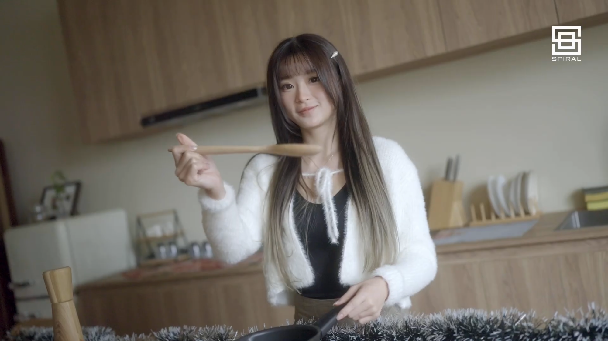 快啲收返埋對嘢啦衰妹！ | LIHKG 討論區