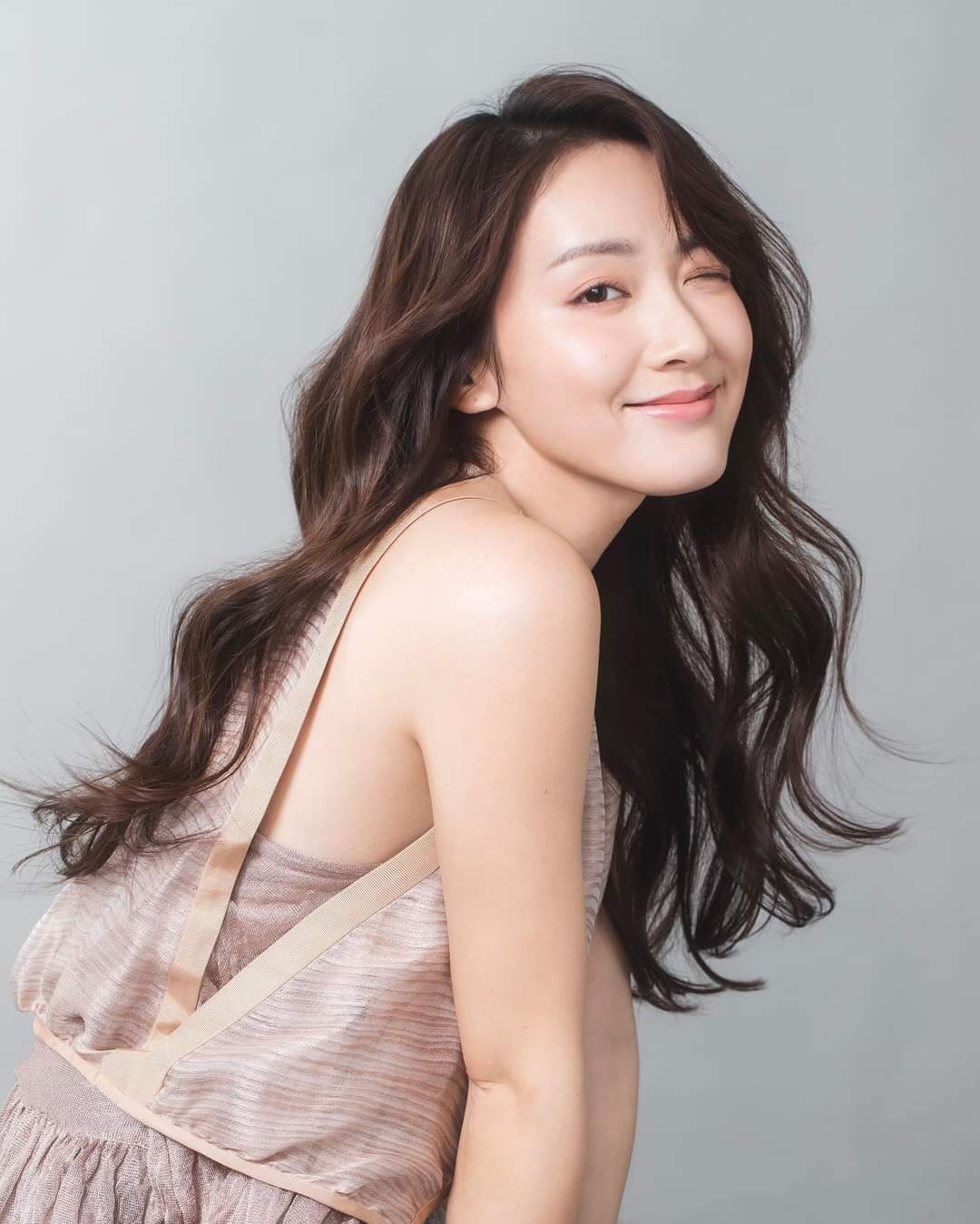 【ViuTV】羅嘉駿導演作品《940920》×《二月廿九》討論 (296) 請大家多多支持Sofiee’s World！ | LIHKG 討論區