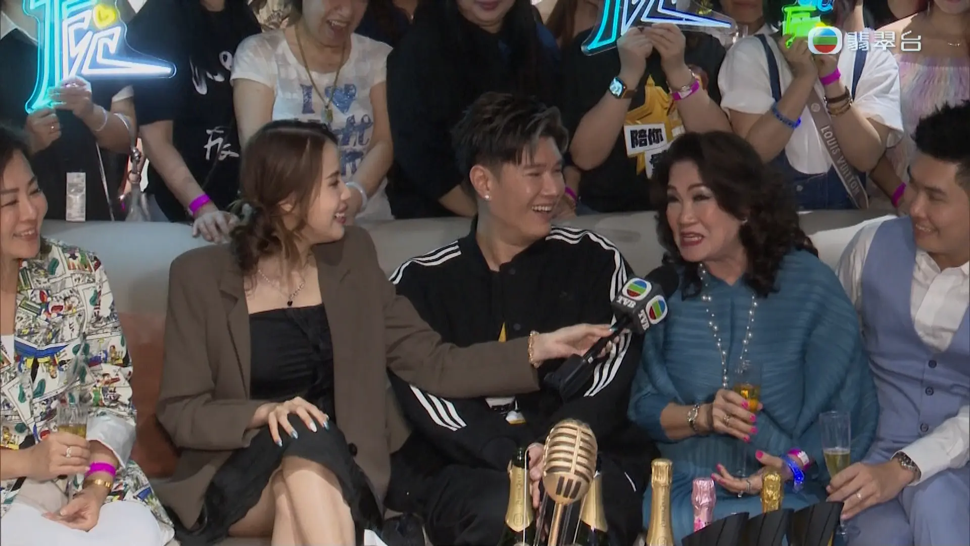 [TVB] 東張西望討論區 (232) | LIHKG 討論區