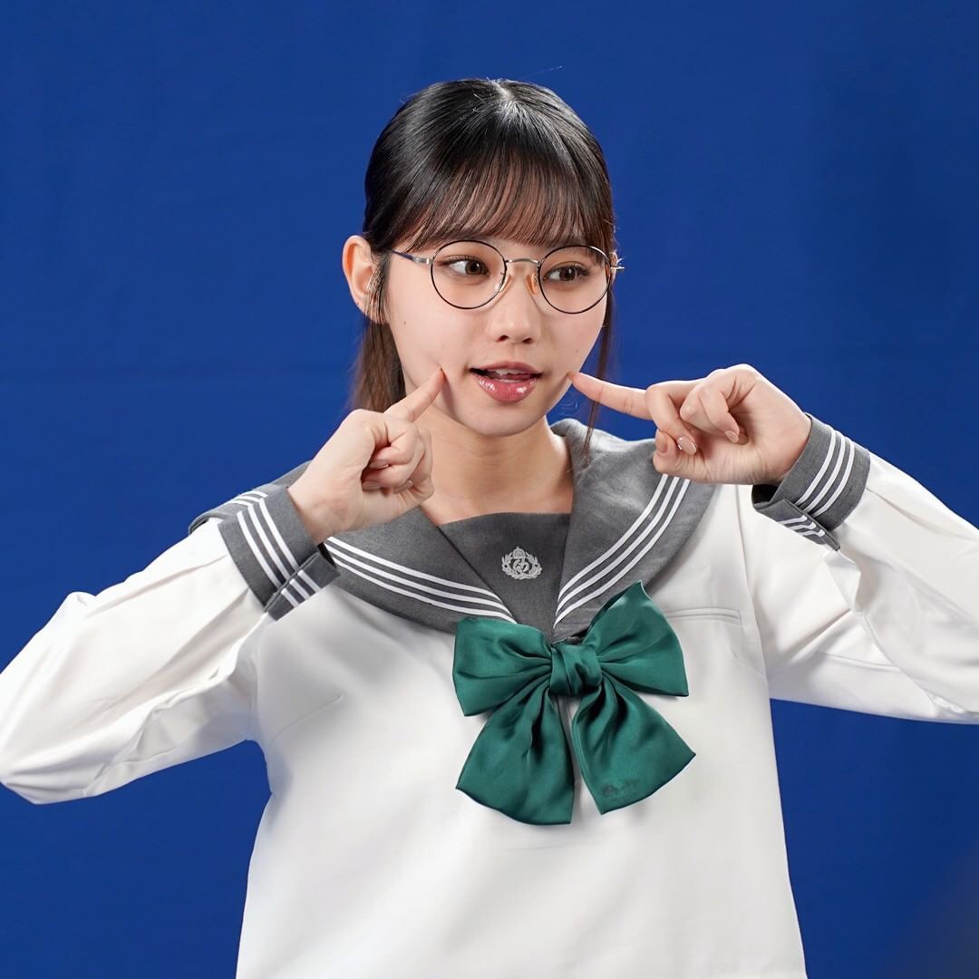 8人女子組合 COLLAR討論區 (476) 今晚8點今餐有料到有sumling！ | LIHKG 討論區