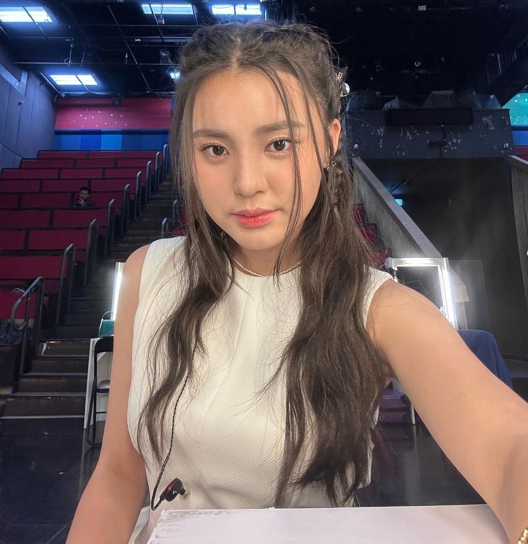 香港四大美人: 千千、慢慢、Yumi、Day | LIHKG 討論區