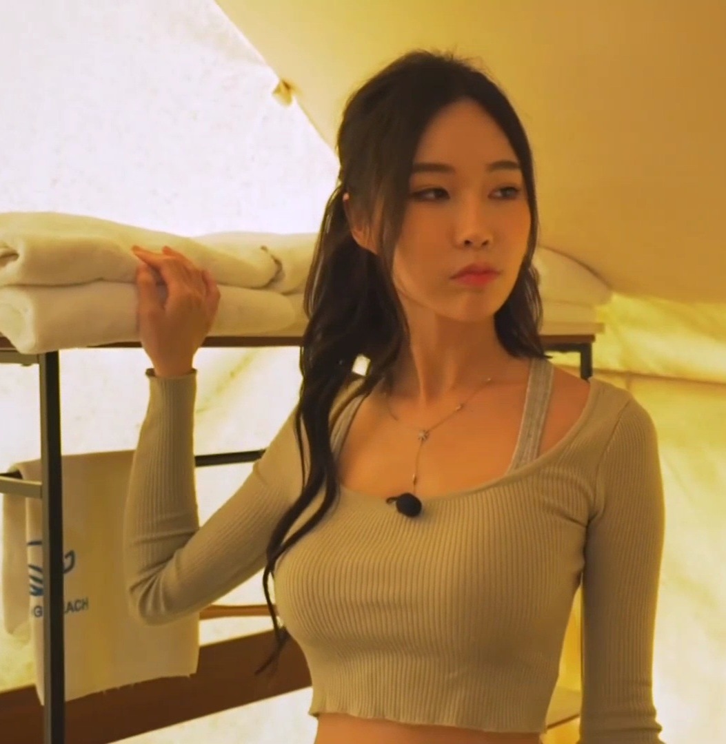 j2 個乜鳩自然系行山女節目係咪成人節目黎？ | LIHKG 討論區