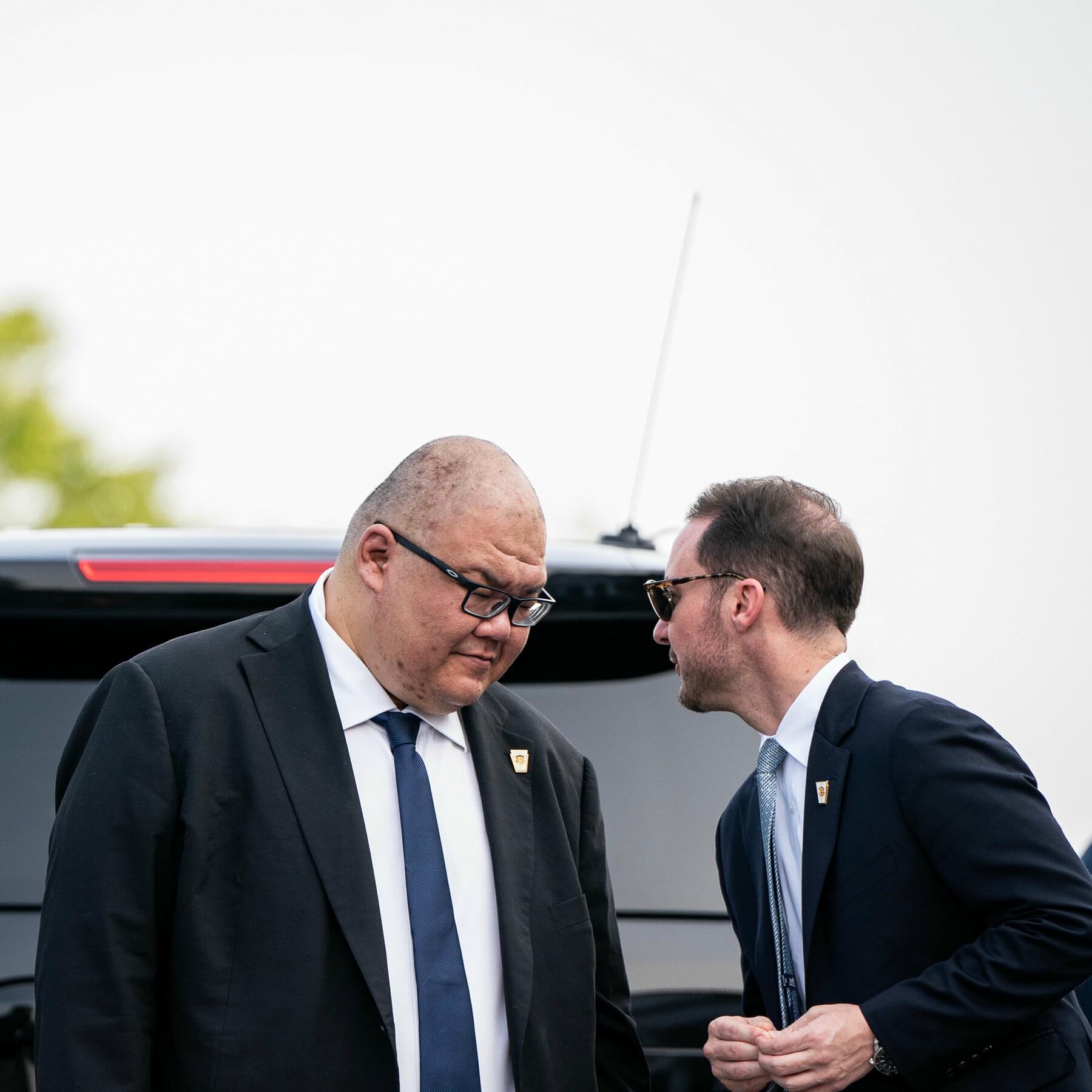 白宮發言人「YOUR MOM」融會廣東話「你老母」 二代港人震撼美國政壇 | LIHKG 討論區