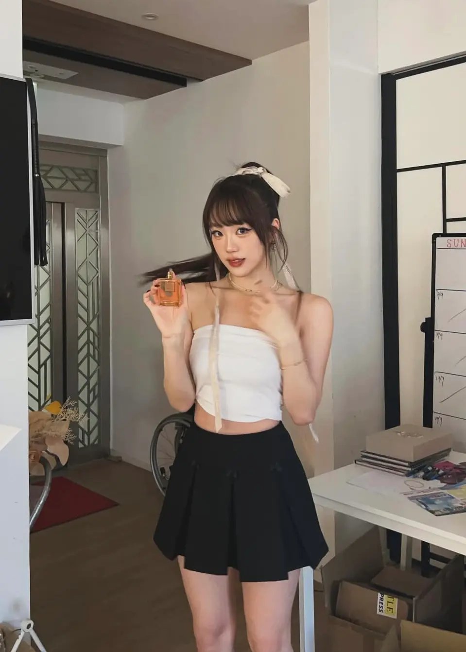 EOS個Hazelle係咪癲咗？ | LIHKG 討論區