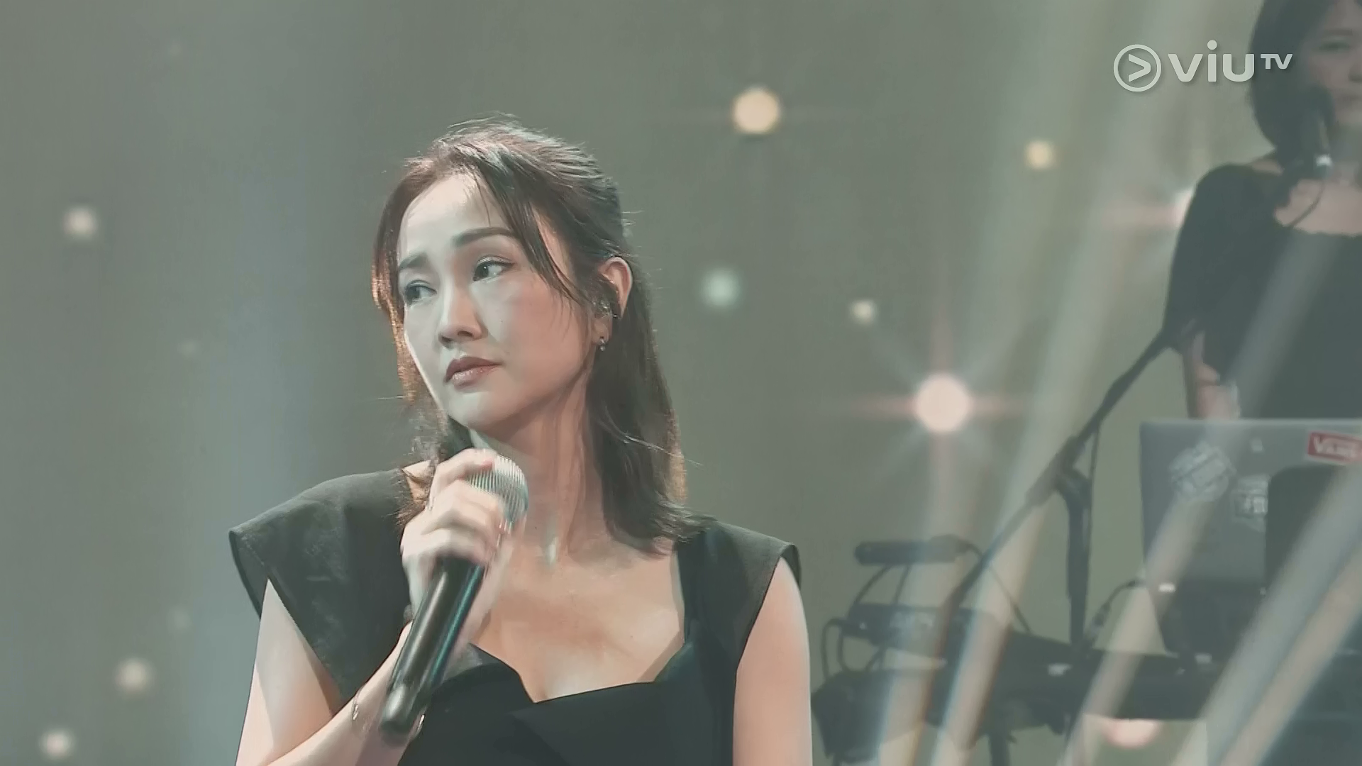 [ViuTV] Chill Club 星期日 21:30 (180) | LIHKG 討論區