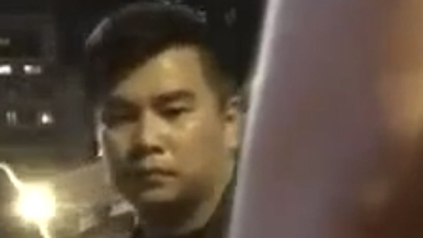 疑似冇委任證假警察查紅Van | LIHKG 討論區